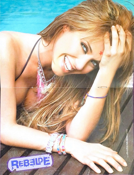 revista-mania-rebelde-8-008-009 | RBD Fotos Galeria